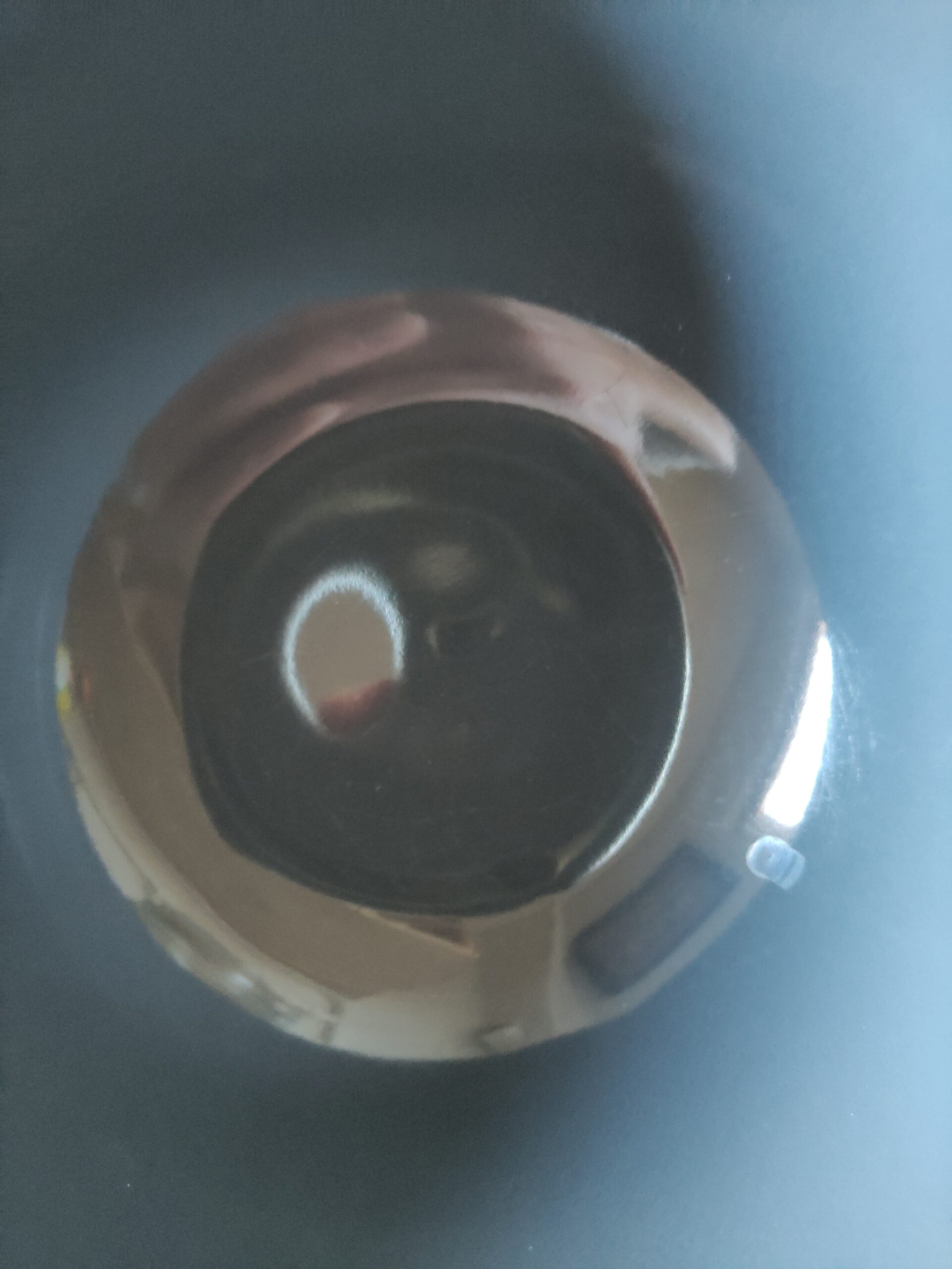 Round reflection round art - ArieBananas Art and AI stories