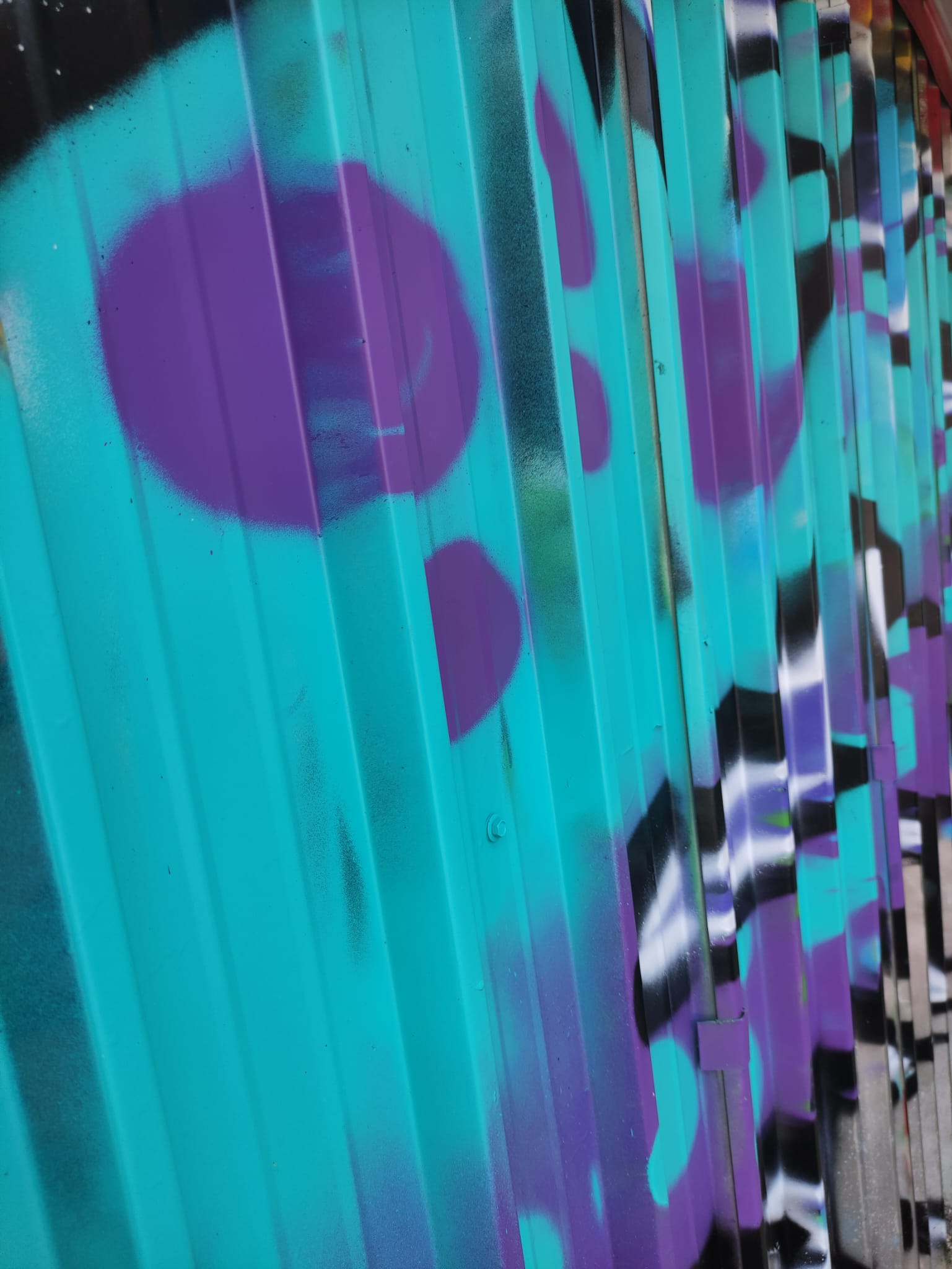 Steel wave graffiti - ArieBananas Art and AI stories